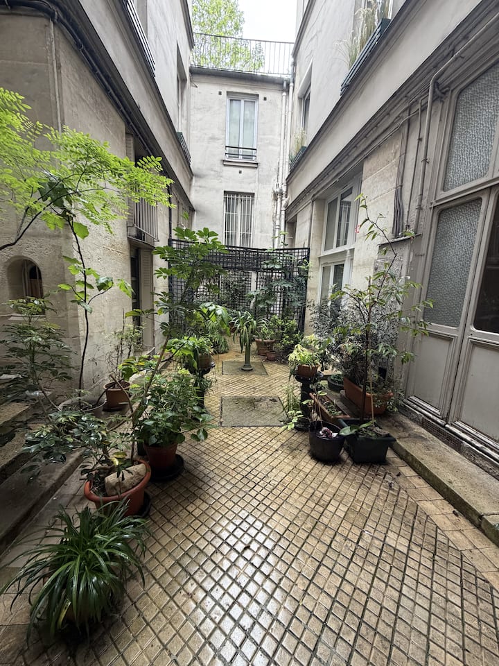 My Apartment On The Banks Of The Seine - Paris 5e Arrondissement