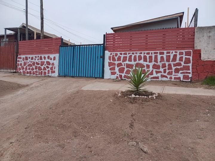 Cabaña Cómoda A Una Cuadra De La Playa - Quintero