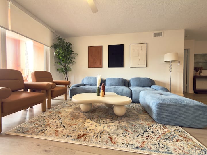 Spacious Luxury 2br At Yacht Club - Aventura, FL