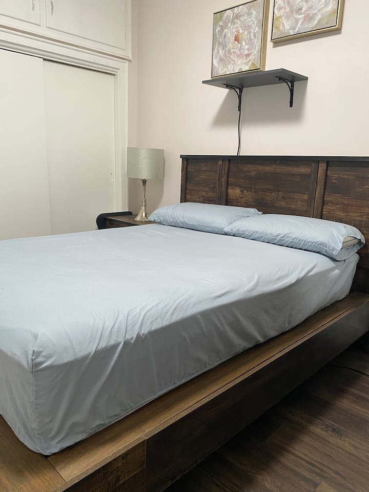 Two Rooms In A Nice Bungalow House. - Waterloo