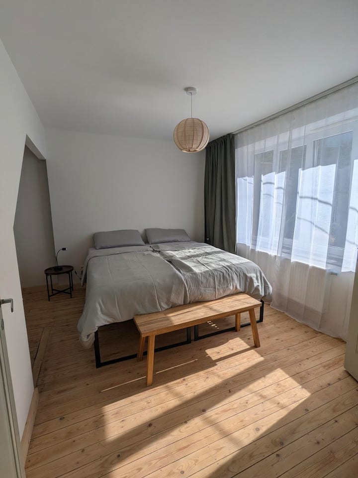 Chambre Confortable Près Du Centre Leauberge - La Roche-en-Ardenne