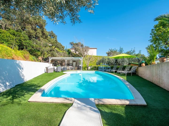 Villa Avec Piscine, 2 Chambres, 4 Couchages - Cavalaire-sur-Mer