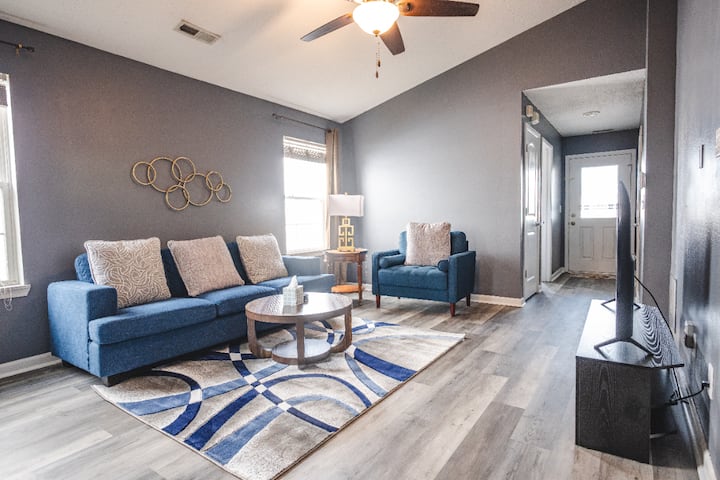 4br Home W/ Flex Office Space | Garage | Avon, In - Avon, IN