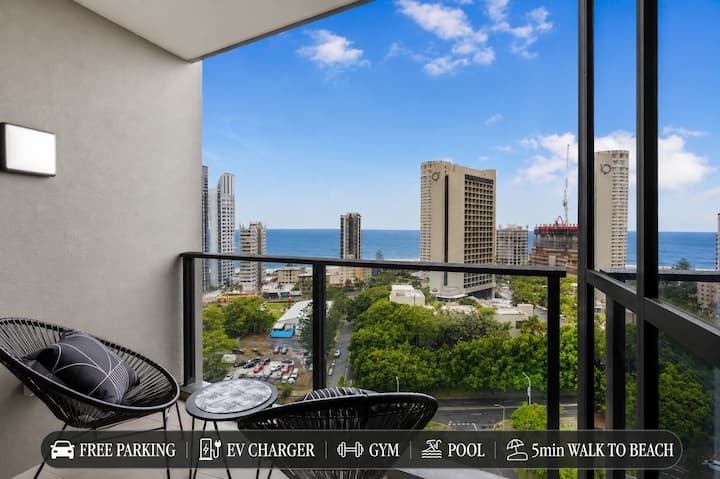 Coastal Escape 1br Stroll To Beach&tram | Parking - Gold Coast