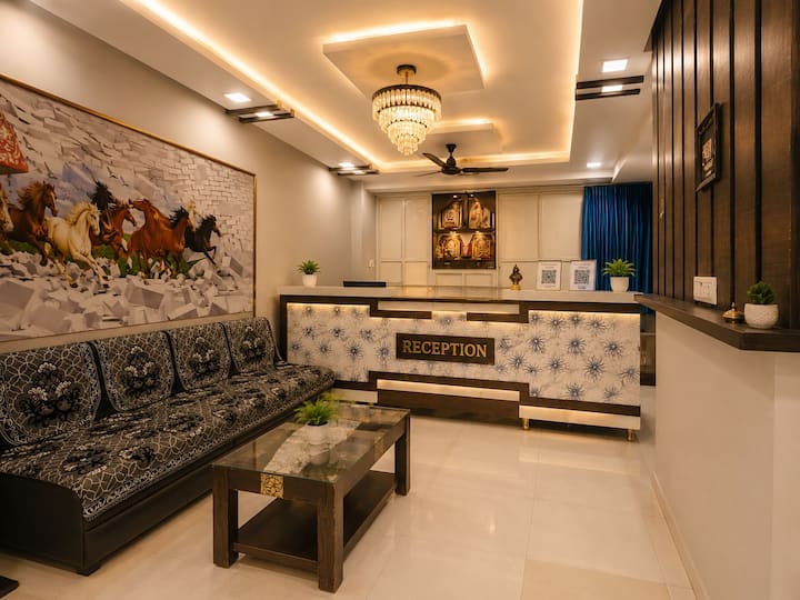 The Apollo Hotel -Ring Road Retreat - 阿默達巴德