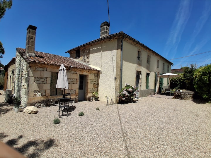 Maison Chaleureuse 140m2 Jardin  & Terrasse - Blaye
