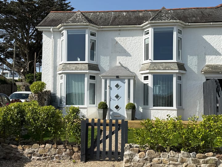 House With Sea Views & Parking In Carbis Bay - St Ives