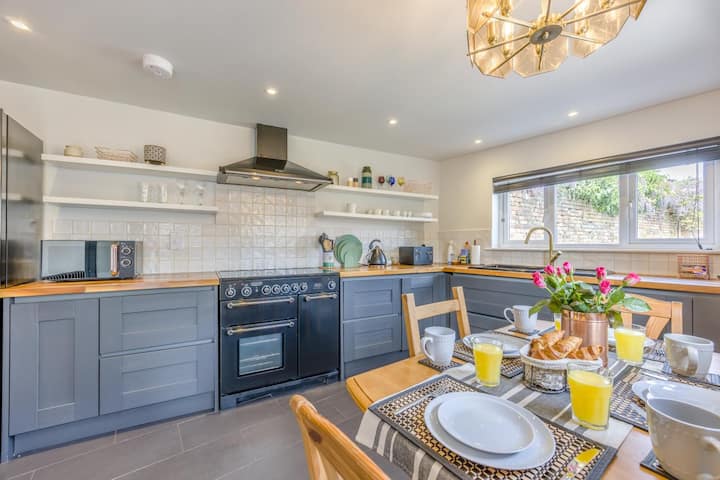 2 Bed In Devizes (Oc-c42728) - Devizes