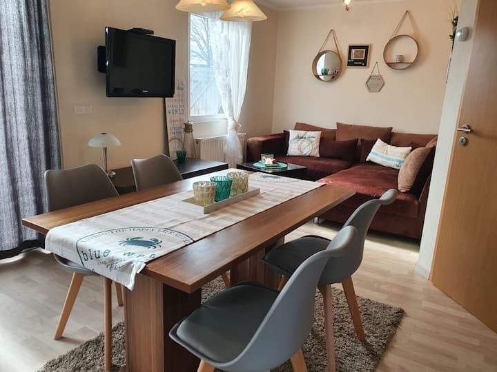 In Wervershoof Mit Sonniger Terrasse By Interhome - Medemblik