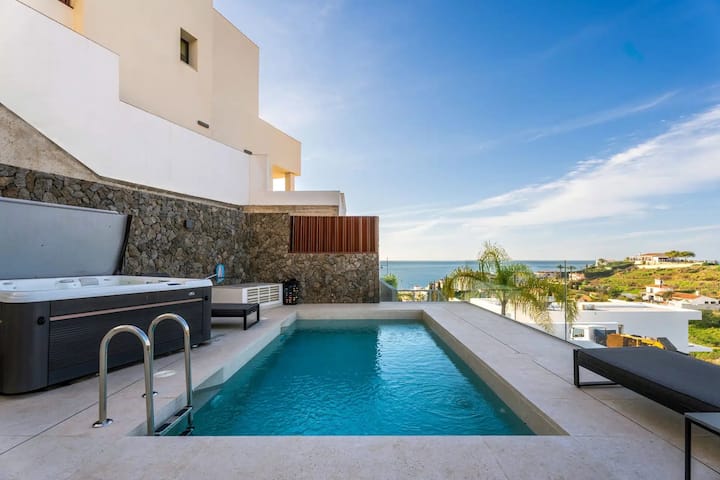 Modern House With Private Pool And Hot Tub - Acces - Torrox Costa