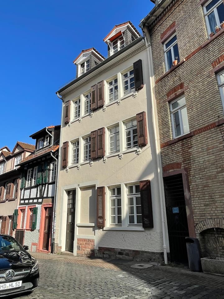 In 2026 Frisch Renoviertes Appartement, Altstadt - Bammental