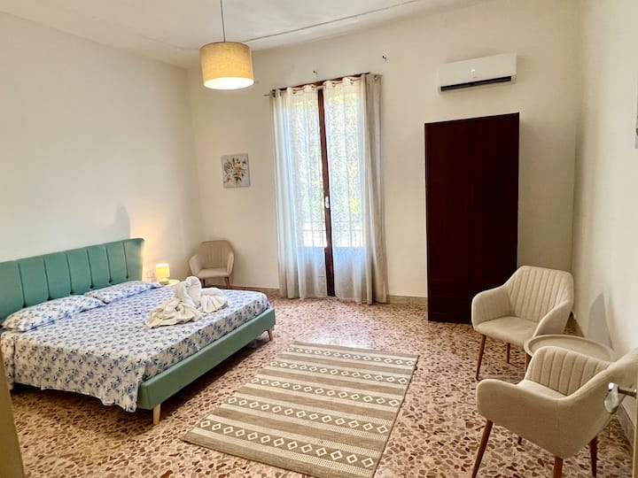 Love Trapani Romantic And Chic - Trapani