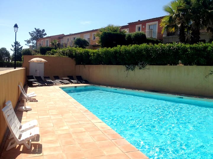Villa En Bord De Golf à Mazamet - Roquebrune-sur-Argens