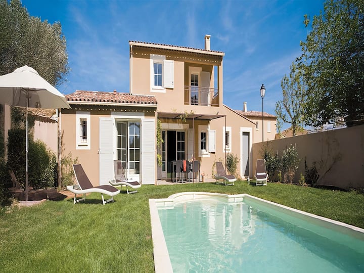 Villa Provençale à La Campagne Pour 10 - Apt