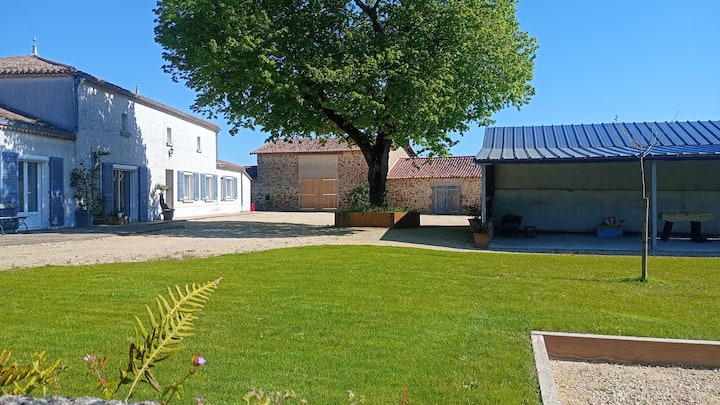 Gîte La Longère De Bellevue - France