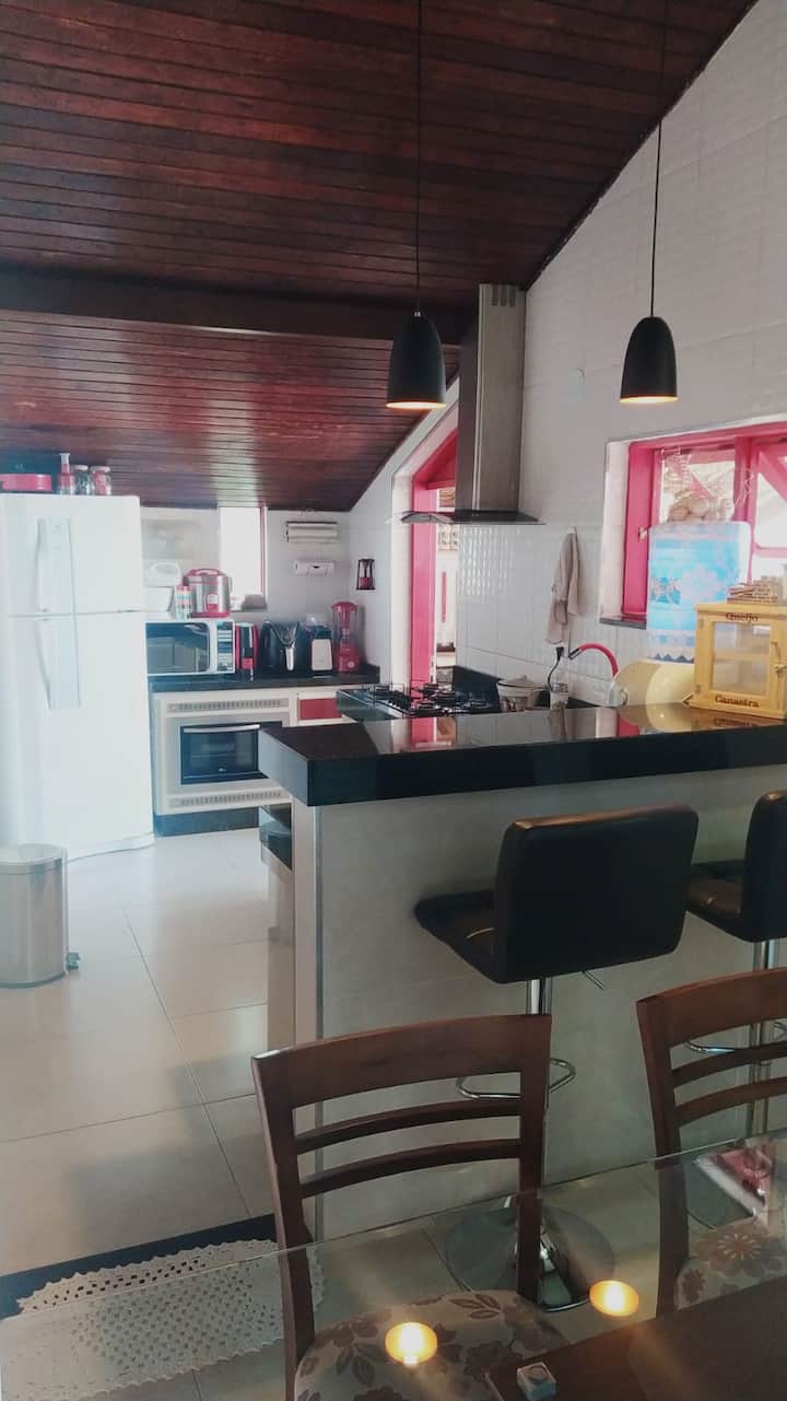 Casa Com Portaria 24 Horas Com Seguranças - Araxá