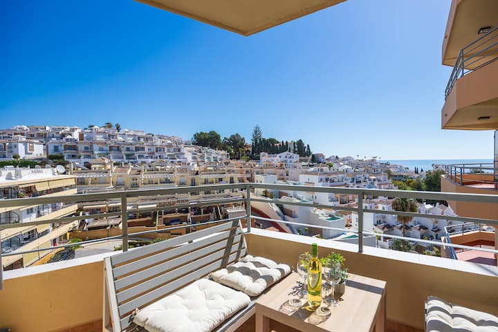 Holiday Flat With Views, Close To Burriana Beach - Nerja