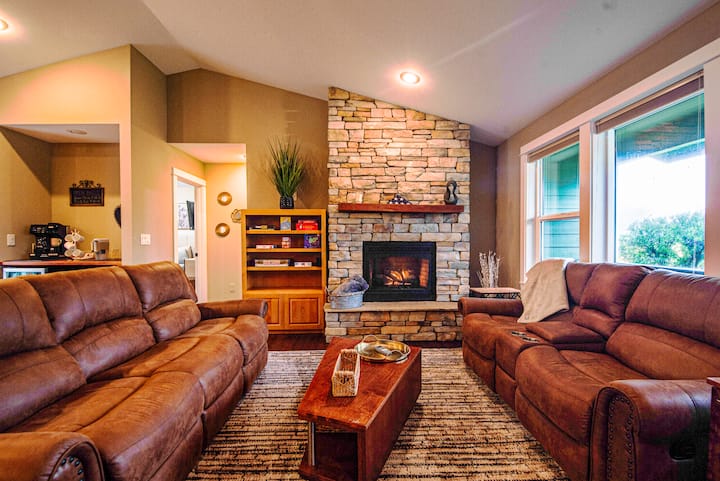 The Green House | Coastal Retreat | Pacific Beach - Pacific Beach, WA