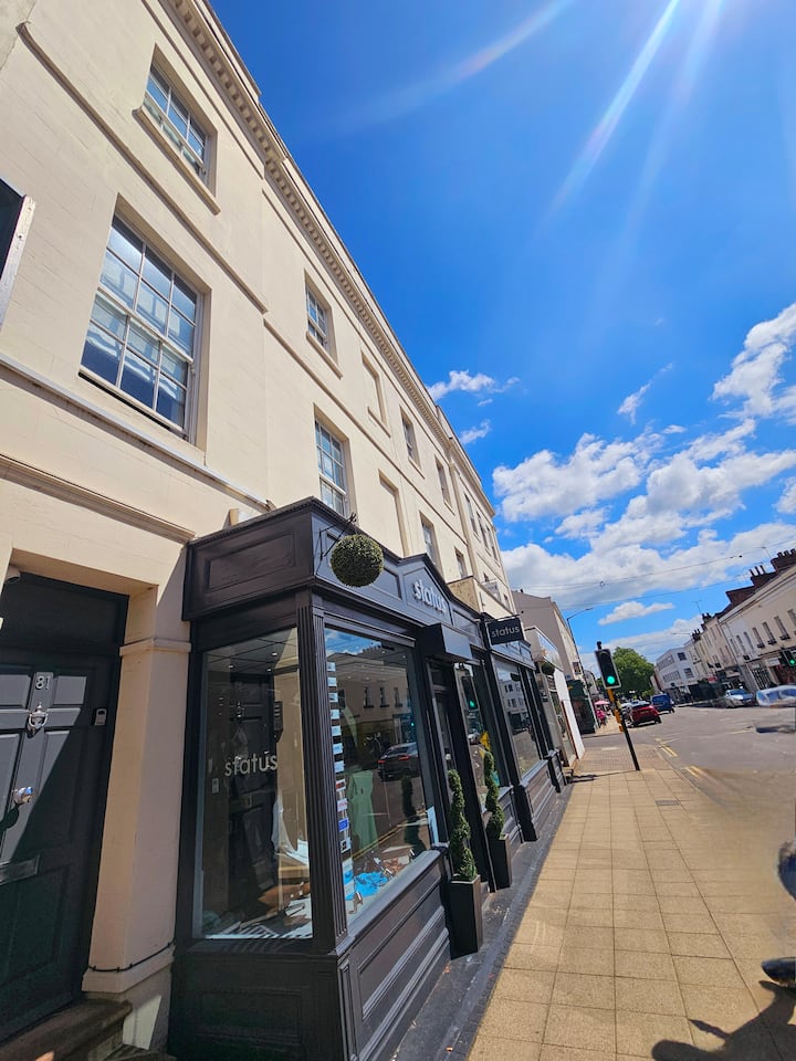 Standard Studio 1 - Royal Leamington Spa