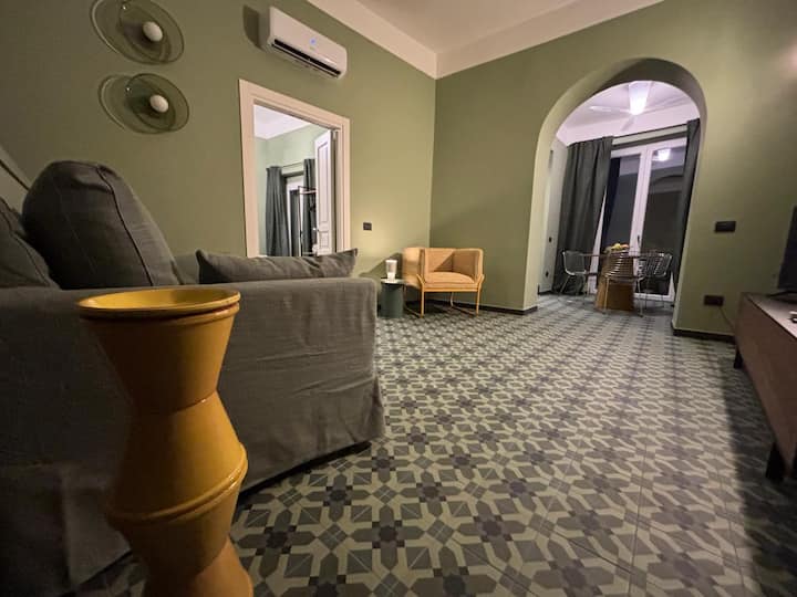 Onia, Elegante Appartamento Nel Centro Storico - Salerno