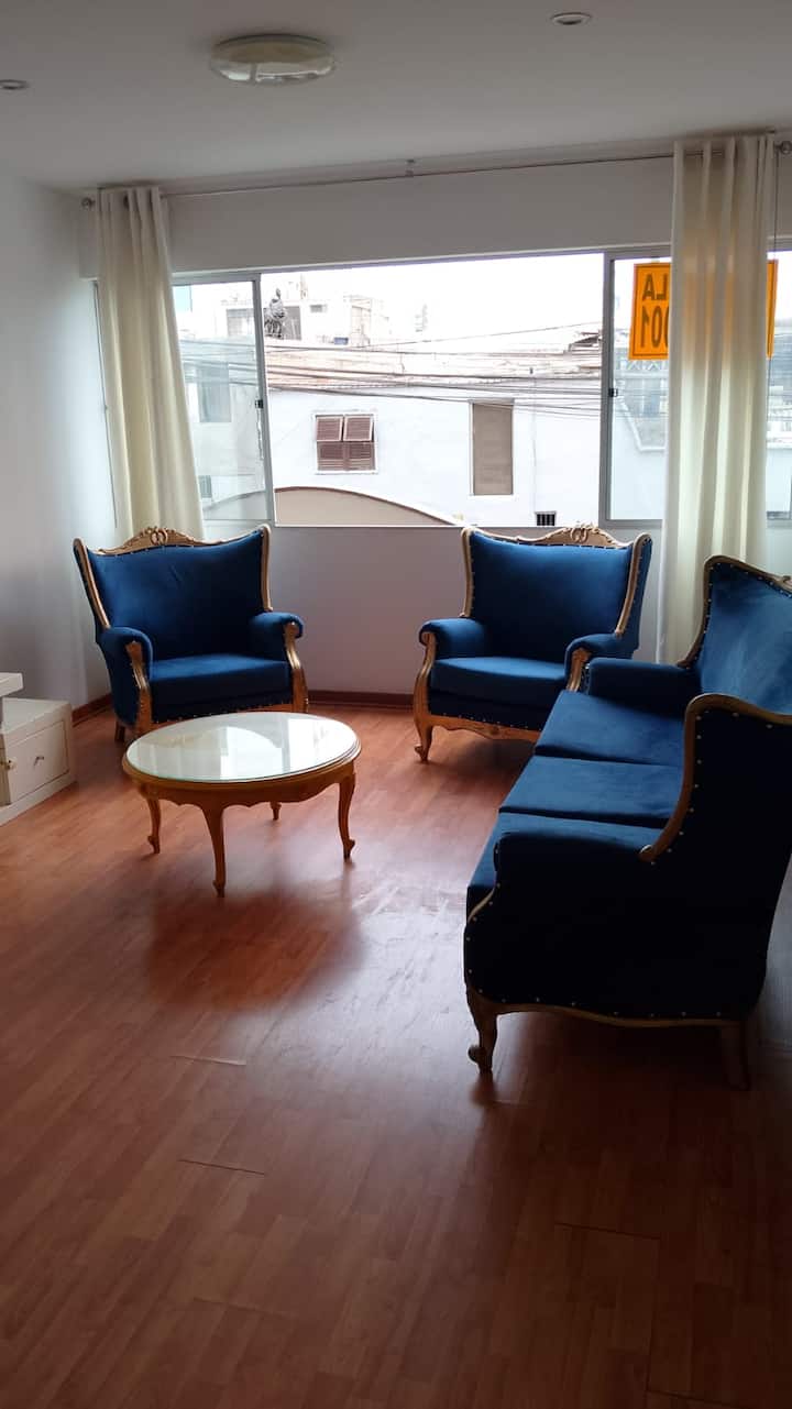Departamento En Barranco, Cerca A Miraflores - Javier