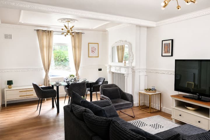 Cosy Living… Home From Home - Merthyr Tydfil