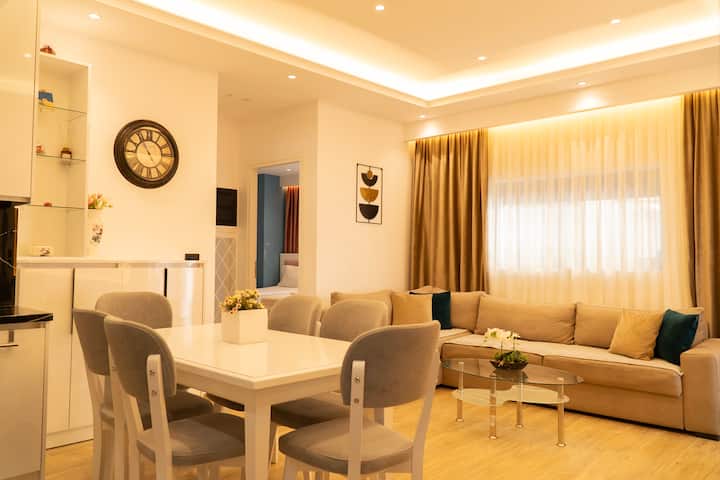 Two-bedroom Apartment With Balcony - Ksamil