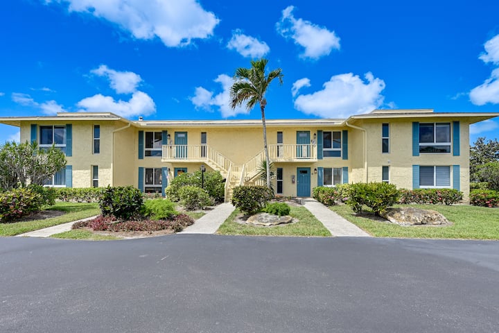 Naples Golfer's Paradise: Condo W/ 9 Pools & Golf - Naples, FL