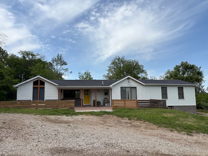 4 Bedroom House 14 Miles From Fifa World Cup - Kansas City, MO