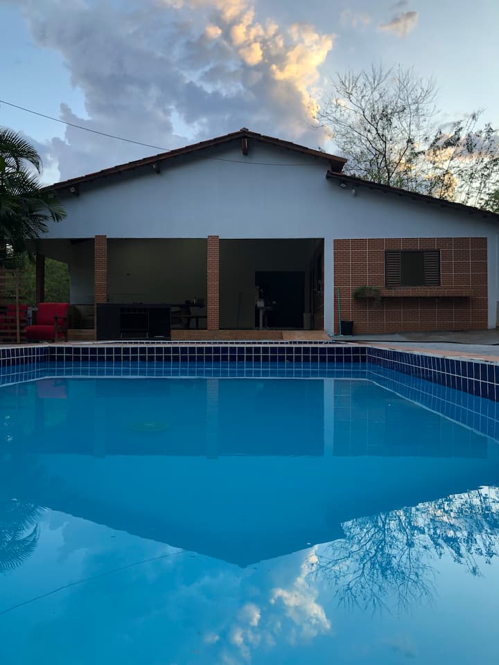 Chácara Espaço Amplo, Localização Privilegiada. - Trindade