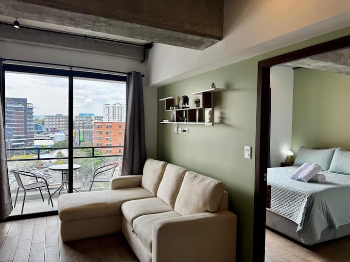 Modern & Cozy Apt/ Ac | City View | 4 Grados Norte - Guatemala