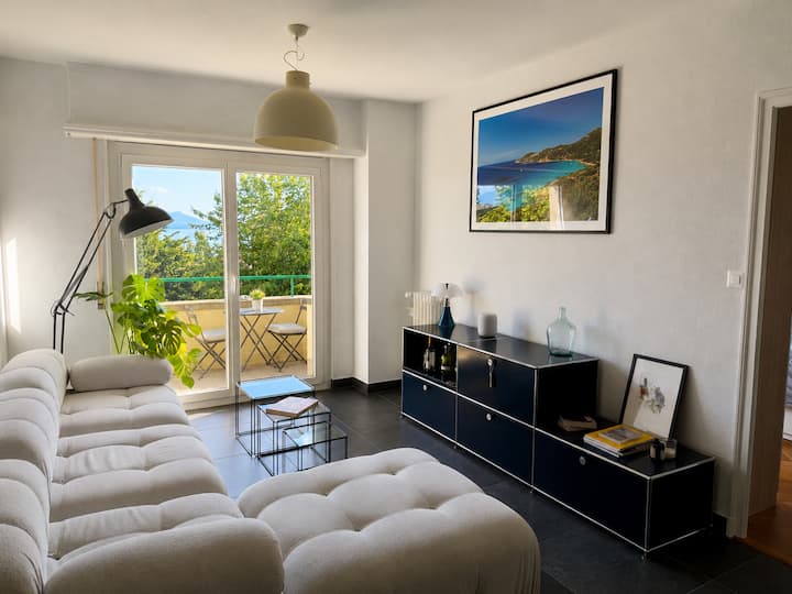 Appartement Lumineux Avec Balcon Et Vue Dégagée - Lausanne