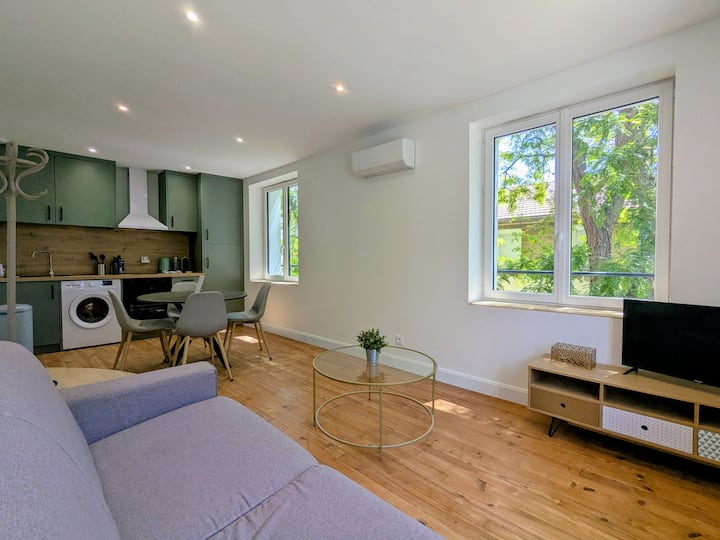 Appartement Climatisé - Deux Chambres - Vichy