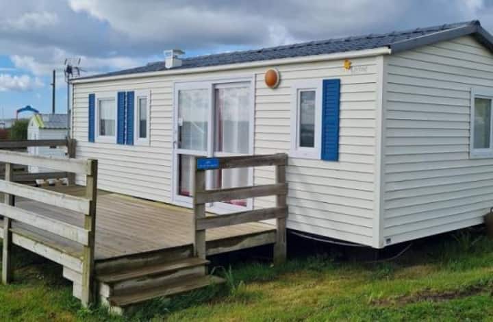 Mobil Home Confort 3 Chambres 6 Personnes, Tv, 28m - Plomodiern
