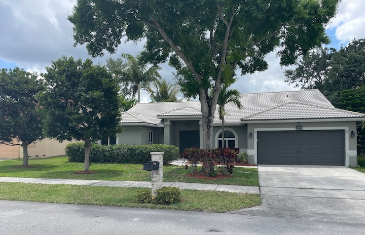 World Cup 2026 - Home Close To Airport/stadium - Davie, FL