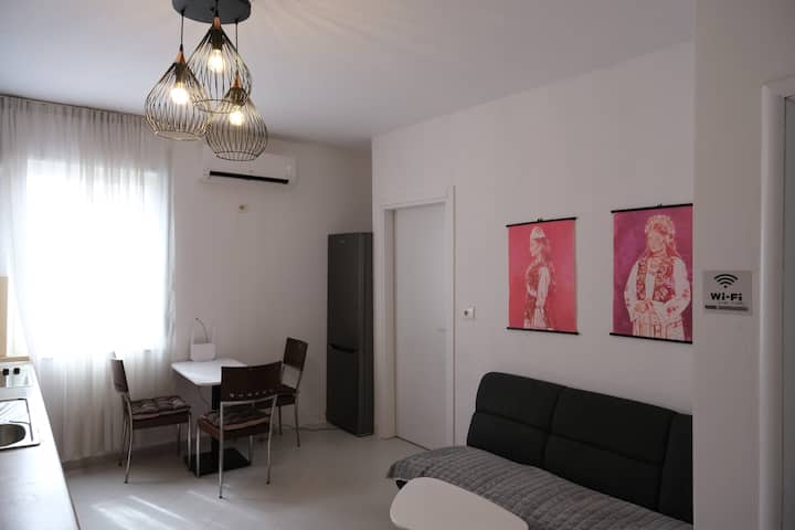 Sea View Family Apartment - Durrës