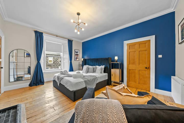 Castle Terrace: Stylish Victorian Townhouse - Dunblane