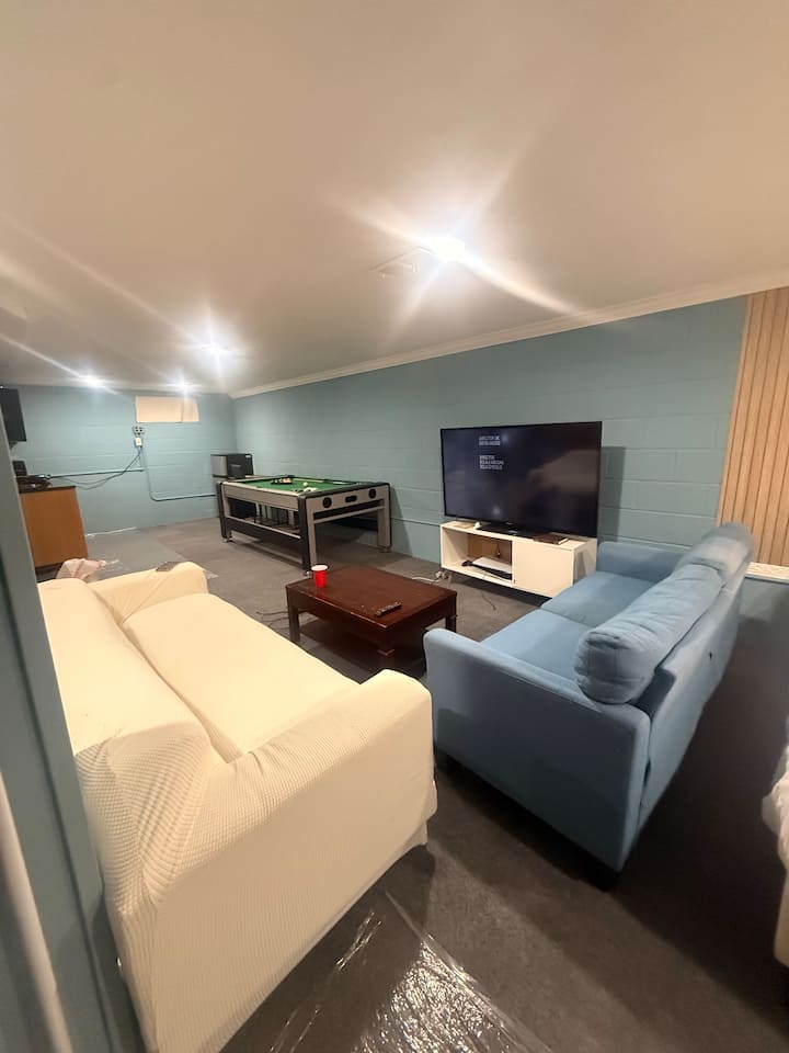 Private Cozy Studio - Willoughby, OH