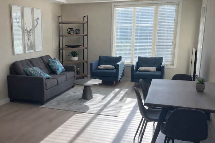 Pool-view Condo At Pinnacle Pointe Resort-sleeps 6 - Kelowna