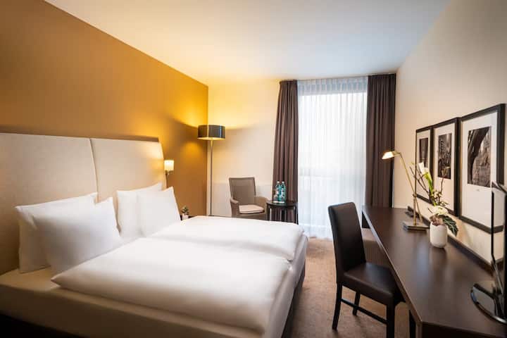 Standard Zimmer Mit Zwei Einzelbetten - Munich