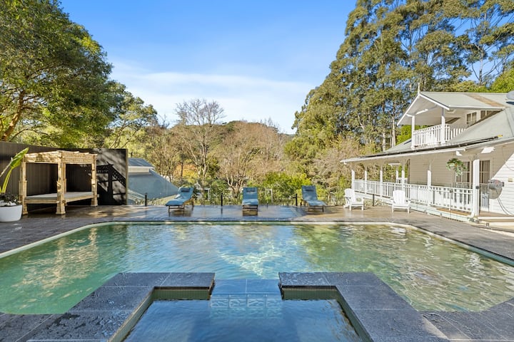 Acreage Estate. Heated Pool & Spa. Sleeps 14 - Terrigal
