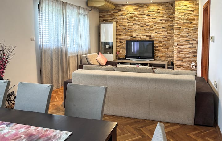 3 Bedroom Amazing Apartment In Kostrena - Kraljevica