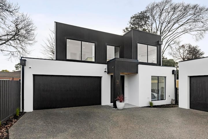 Spacious 4br Family Retreat In Croydon - Lilydale
