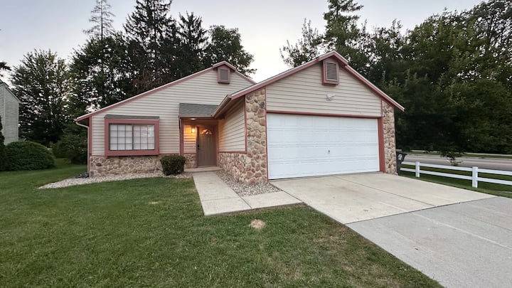 Covington House Sw Fort Wayne 4bed/2bath, W&d A+ - Fort Wayne, IN
