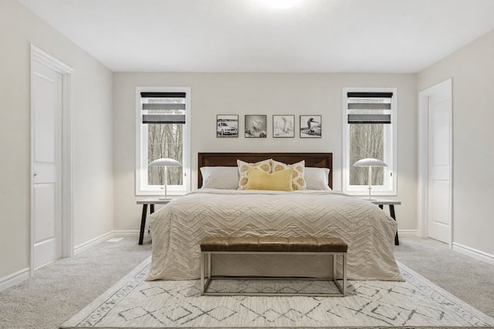 Creekside 5bd 4ba/7 Beds/detached/garage/backyard - London, ON, Canada