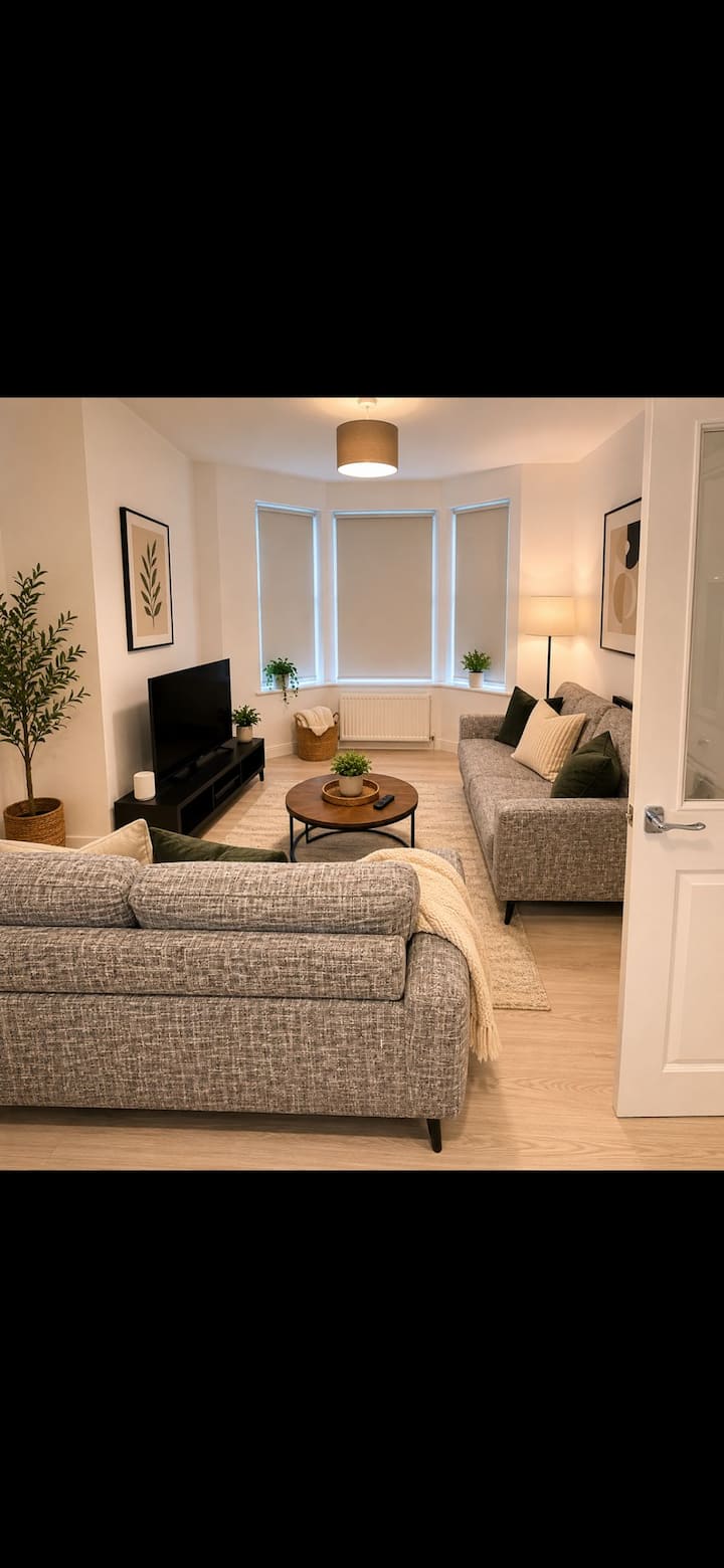 3-bed House · Near Titanic Belfast · Free Parking - Belfast
