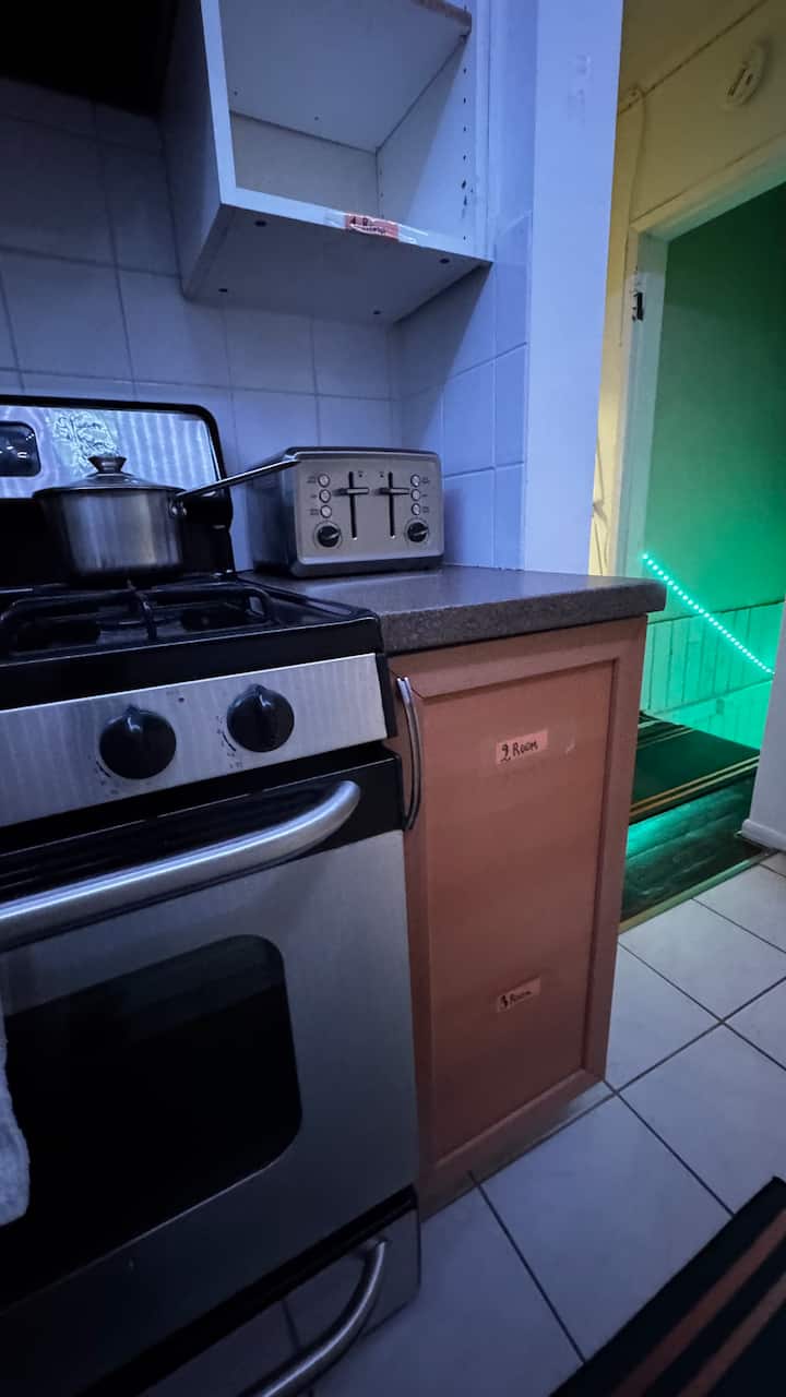 Motel Room 2 - Coquitlam