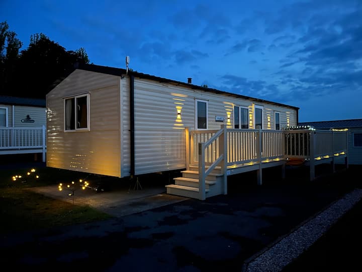 Caravan - Parking - Wifi - Pool - Sleeps 6 - Paignton