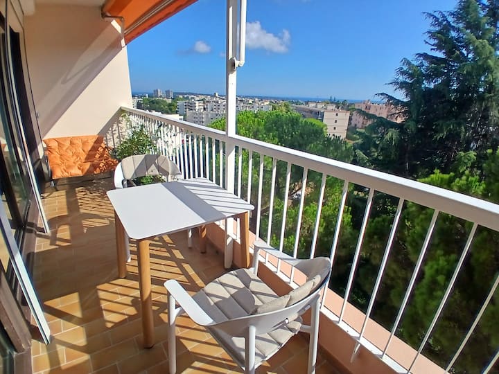 Grand T2 Vue Mer, Piscine, Calme, Parking, A/c - Juan-les-Pins