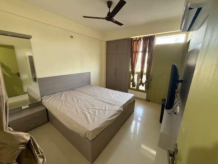 Comfy Home - Bahadurgarh